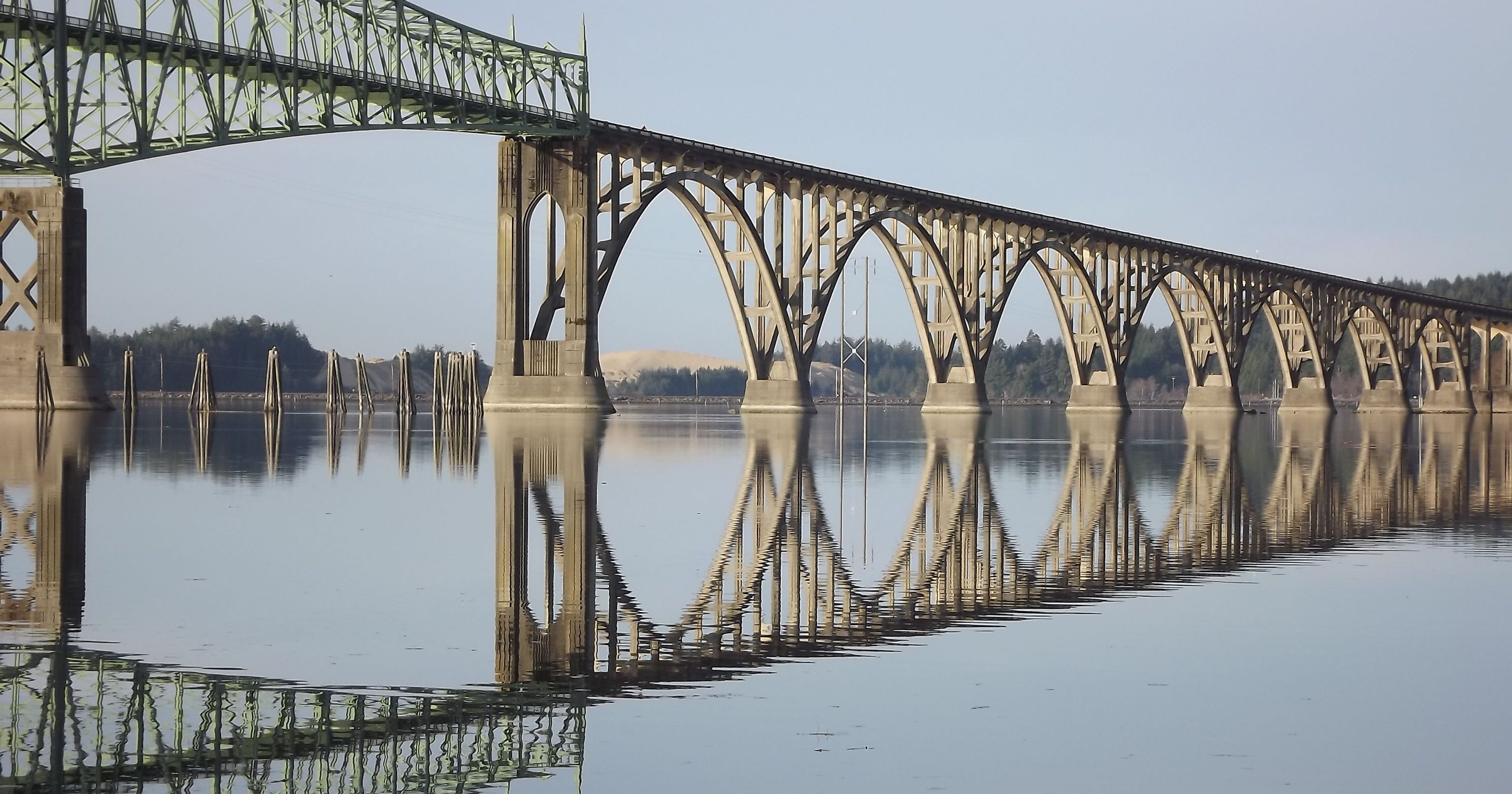 MONUMENTAL PUBLIC WORKS: FREMONT BRIDGE